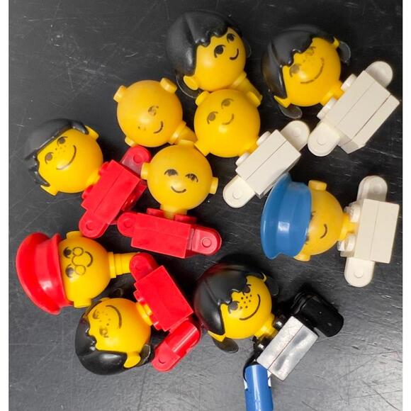 Lego | Toys | Vintage Lego 97s Lego Homemaker Family Maxifigures | Poshmark